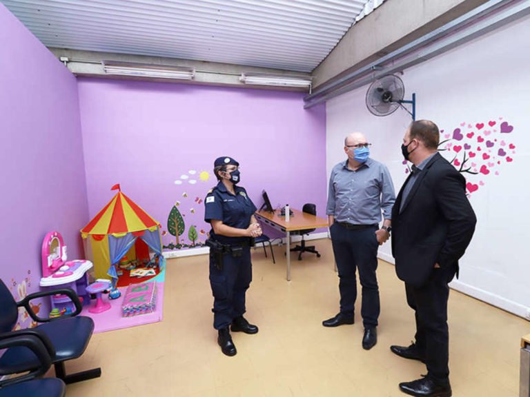 Sala Lilás é inaugurada para acolher mulheres vítimas de violência